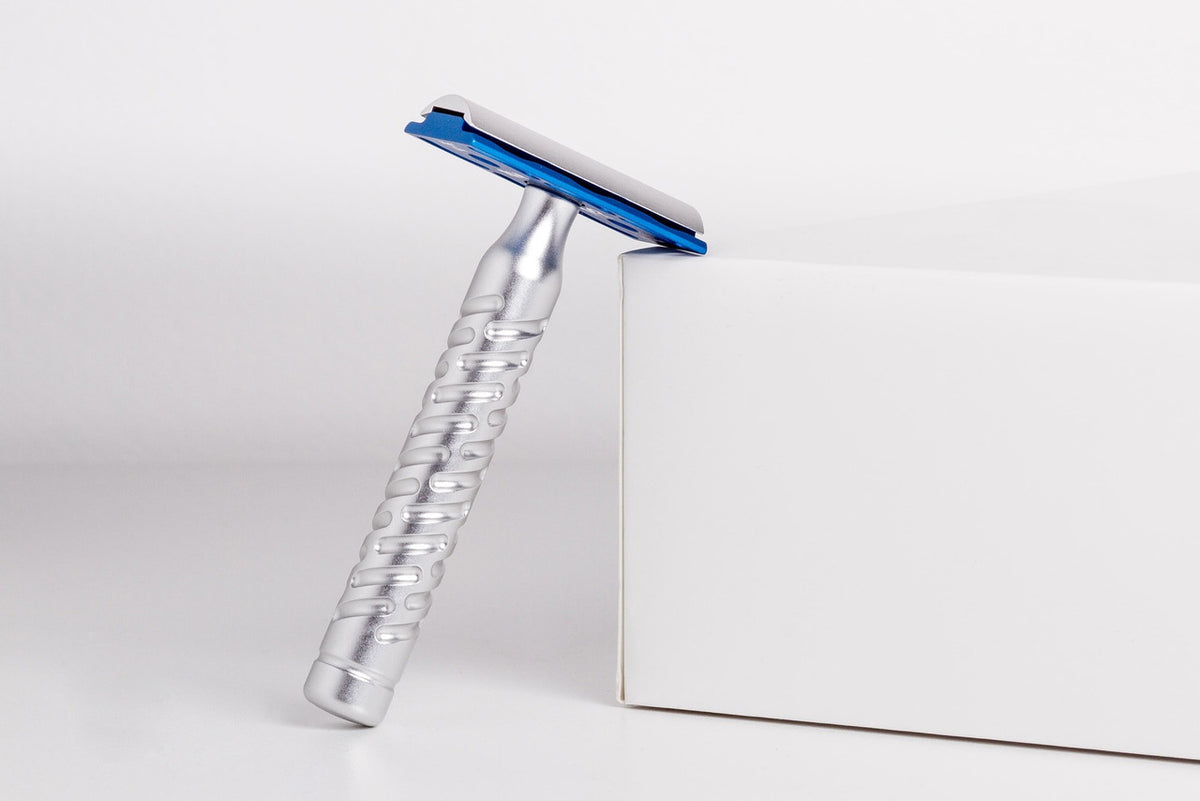 The Goodfellas' Smile- Styletto Blue Aluminum Safety Razor – The Shave ...